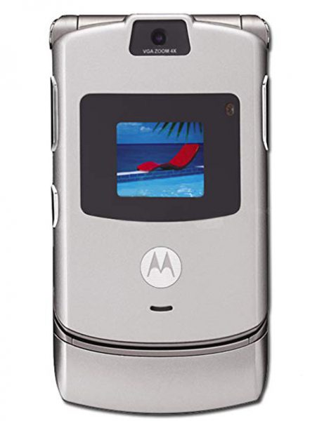 Motorola Razr is coming back and it's still a foldable device