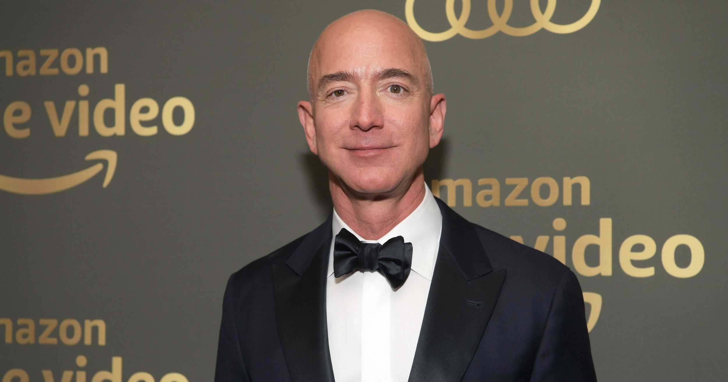Jeff Bezos to step down as Amazon's CEO Jeff Bezos to step down as Amazon's CEO
