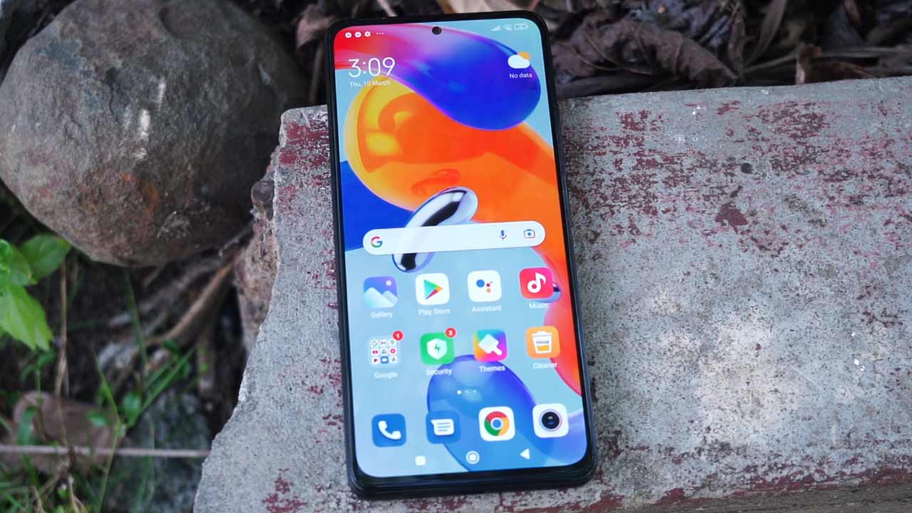 Redmi Note 11 Pro 5G Review - One of the Best Affordable 5G Phone?