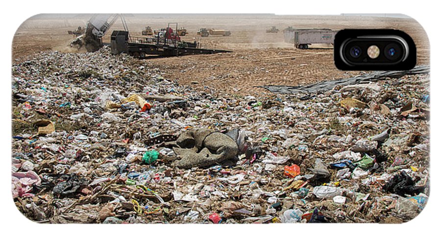 Why Use Your Smartphone Without a Case